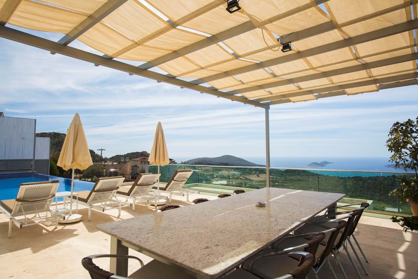 Details - Villa Montana