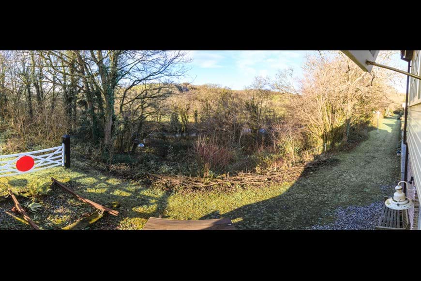 Photos - The Signal Box