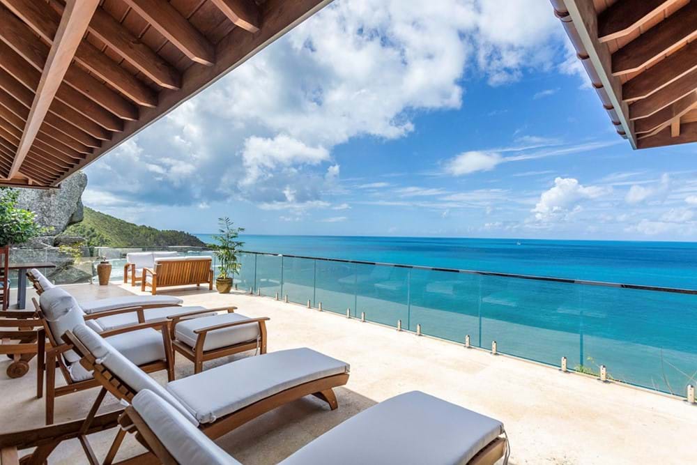 Maxi Cooper | Trunk Bay - Tortola | Sunset Views | 3 BR