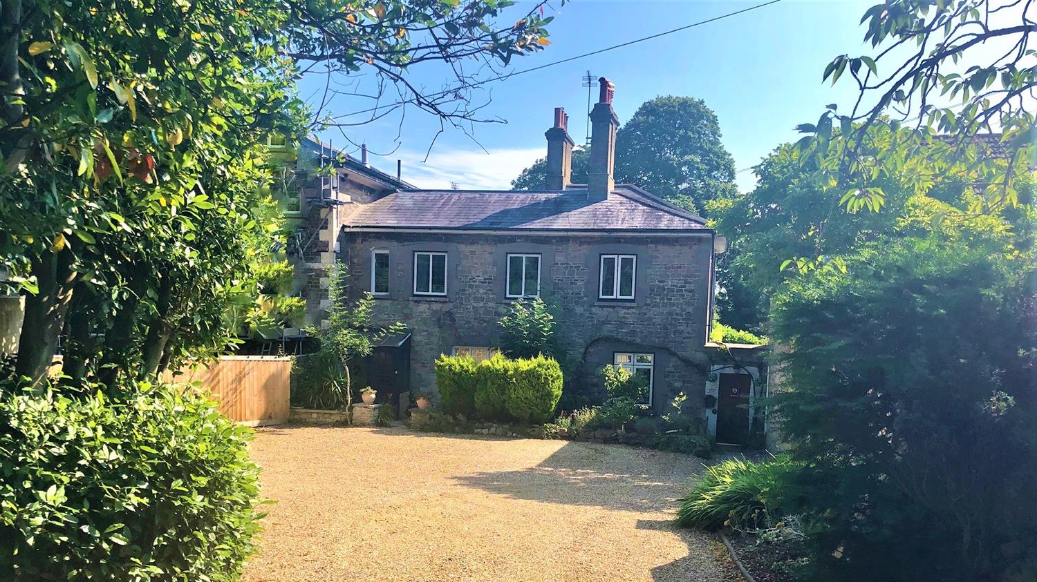 Self catering holiday cottages - Home from Home Isle of Wight