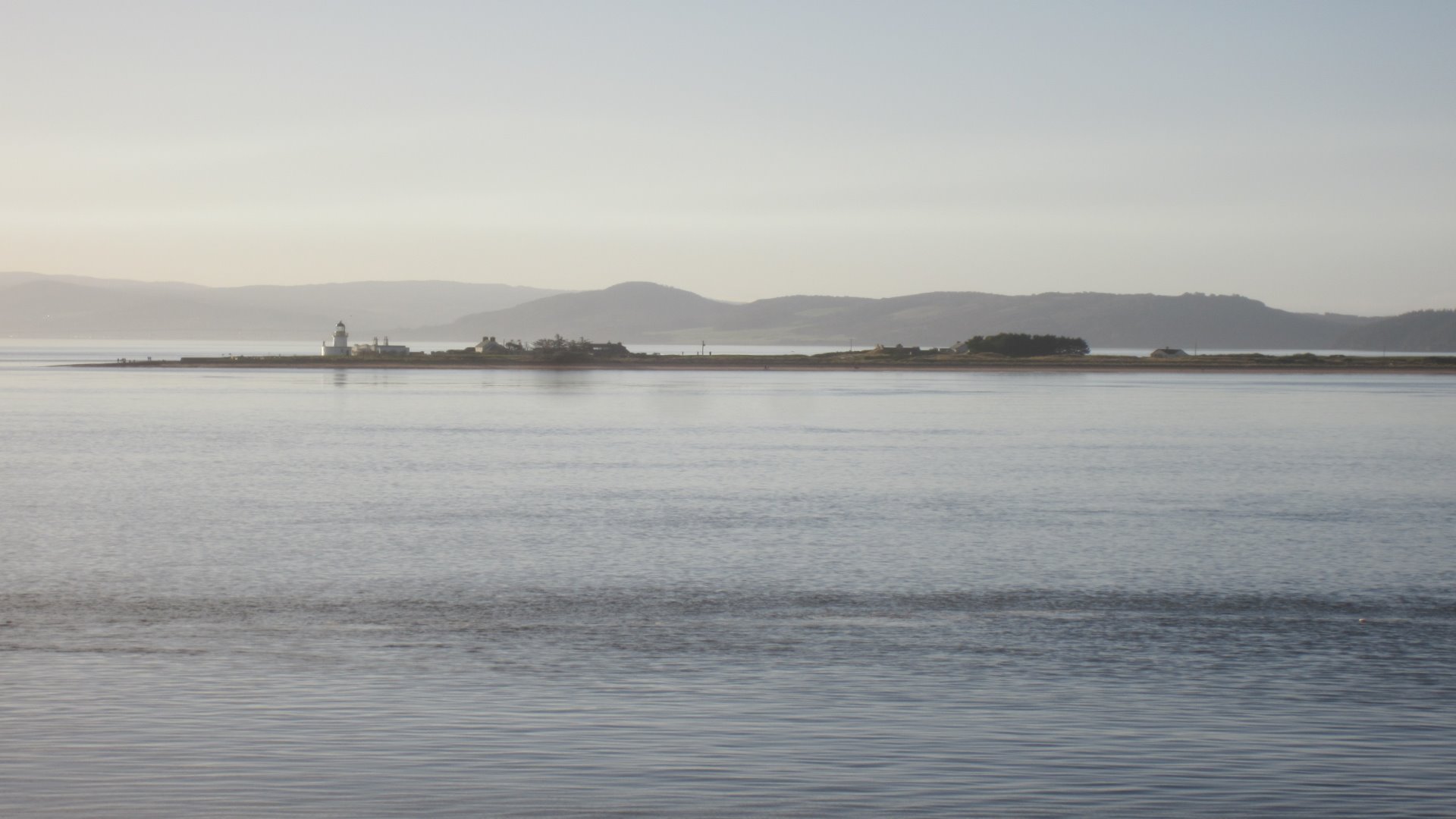 All season cottage, perfect for dolphin and bird watchers