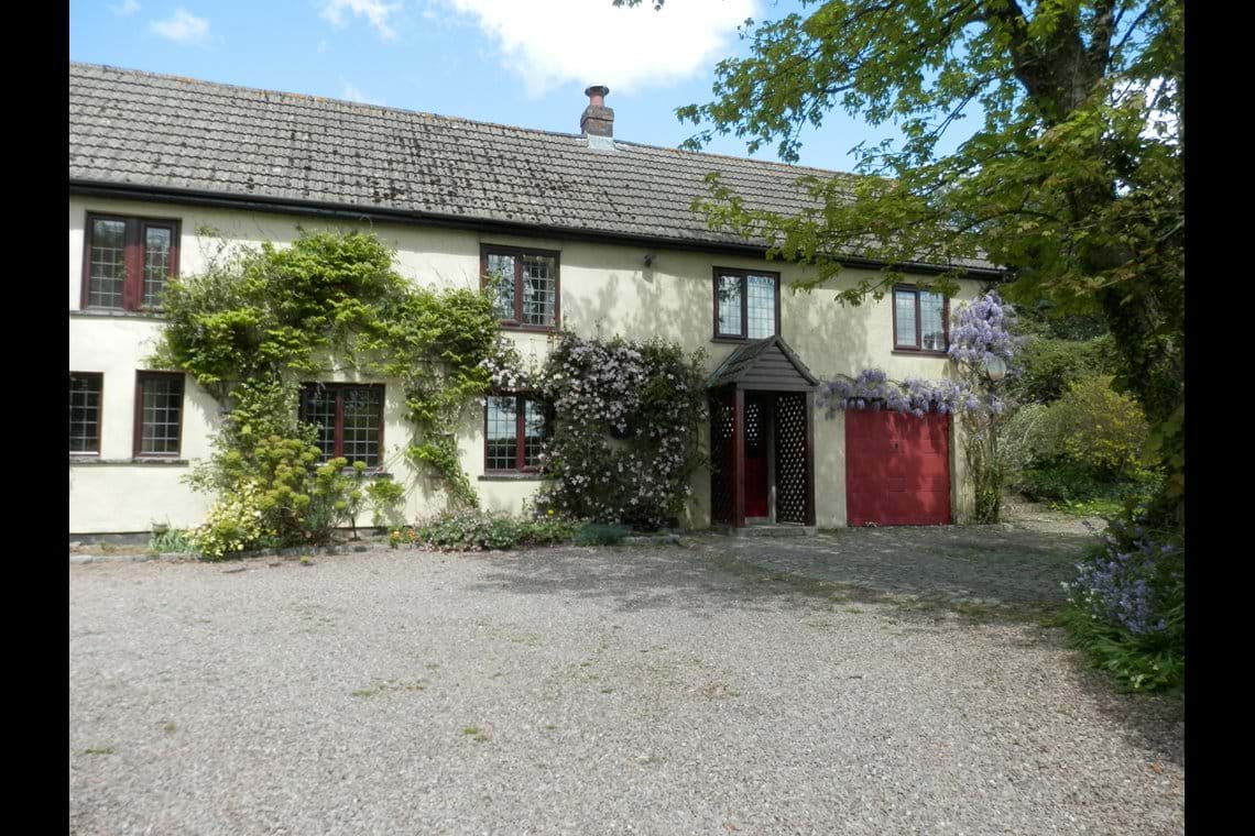 Photos - Lantern Cross Cottage