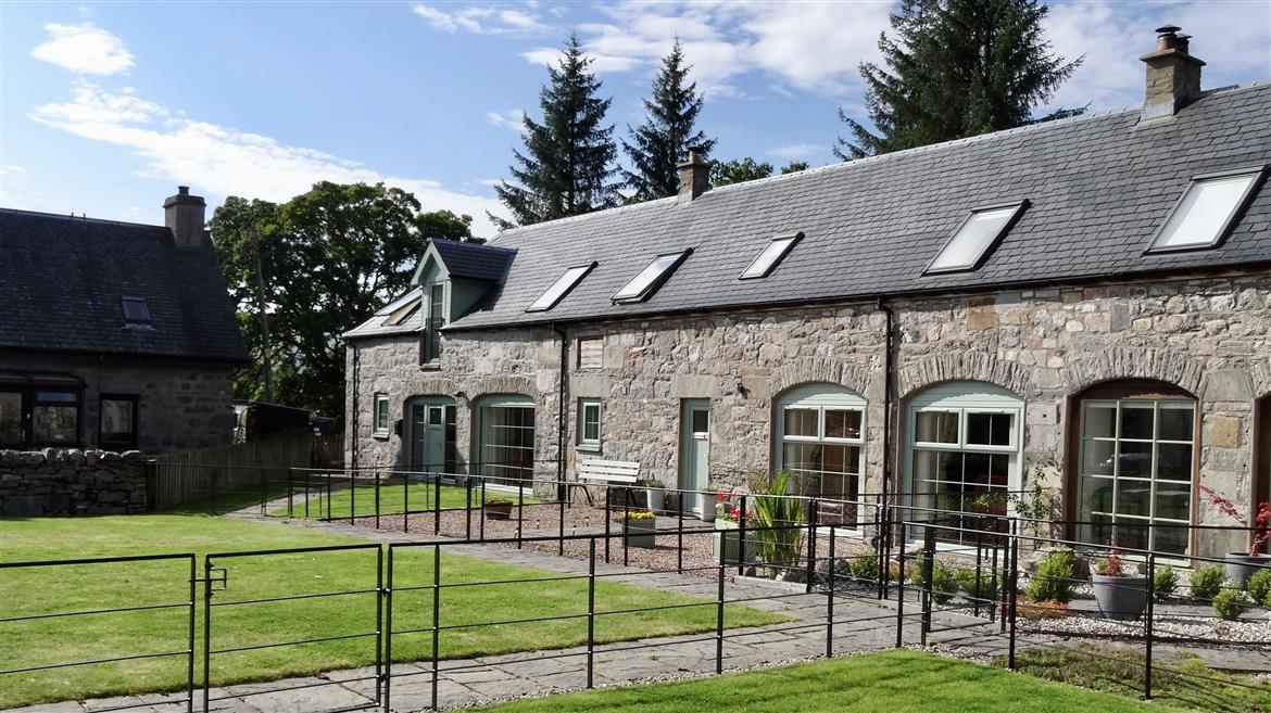 Explore Rannoch - Granary Cottage