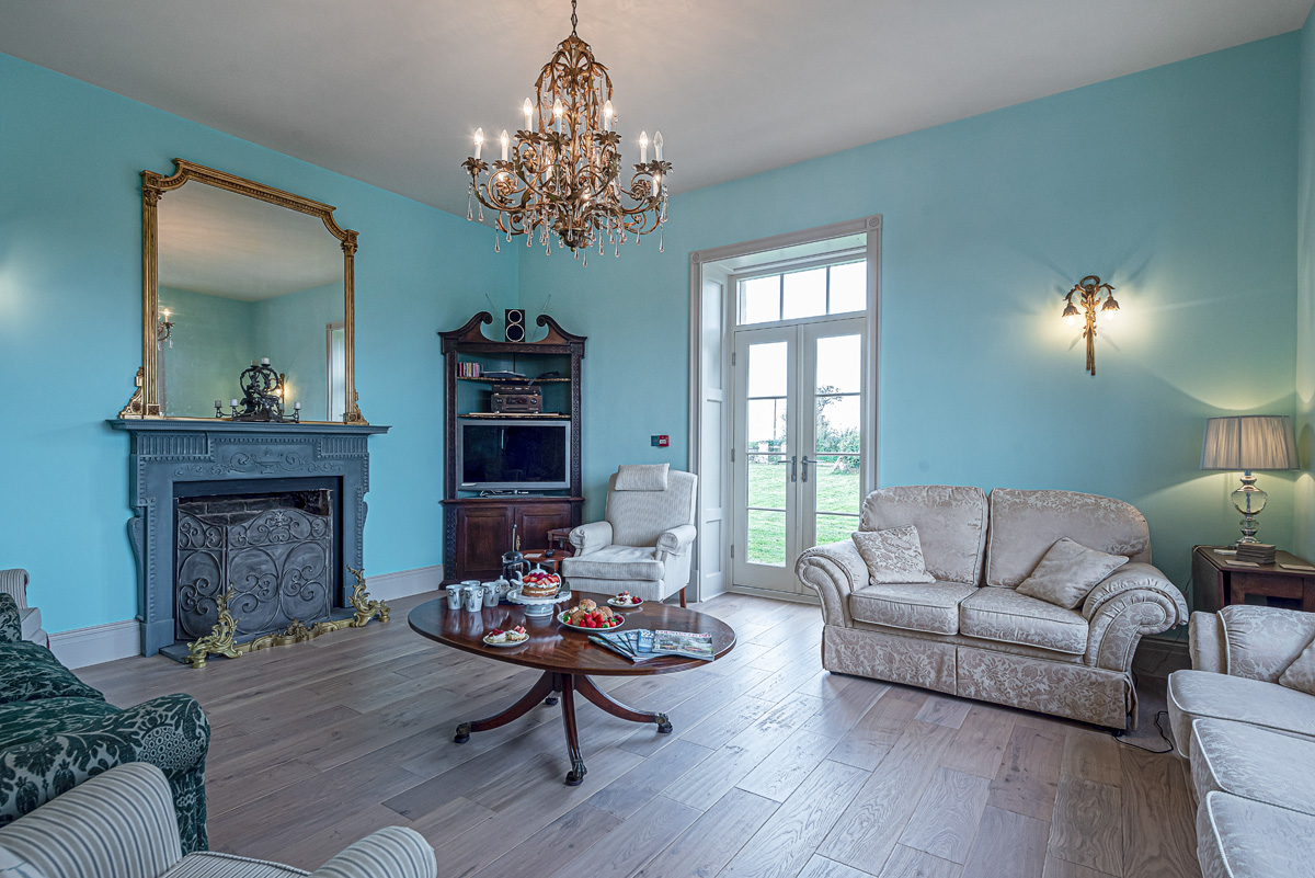 Truly luxurious 11 bed Georgian mansion with 7 bathrooms in Anglesey ...