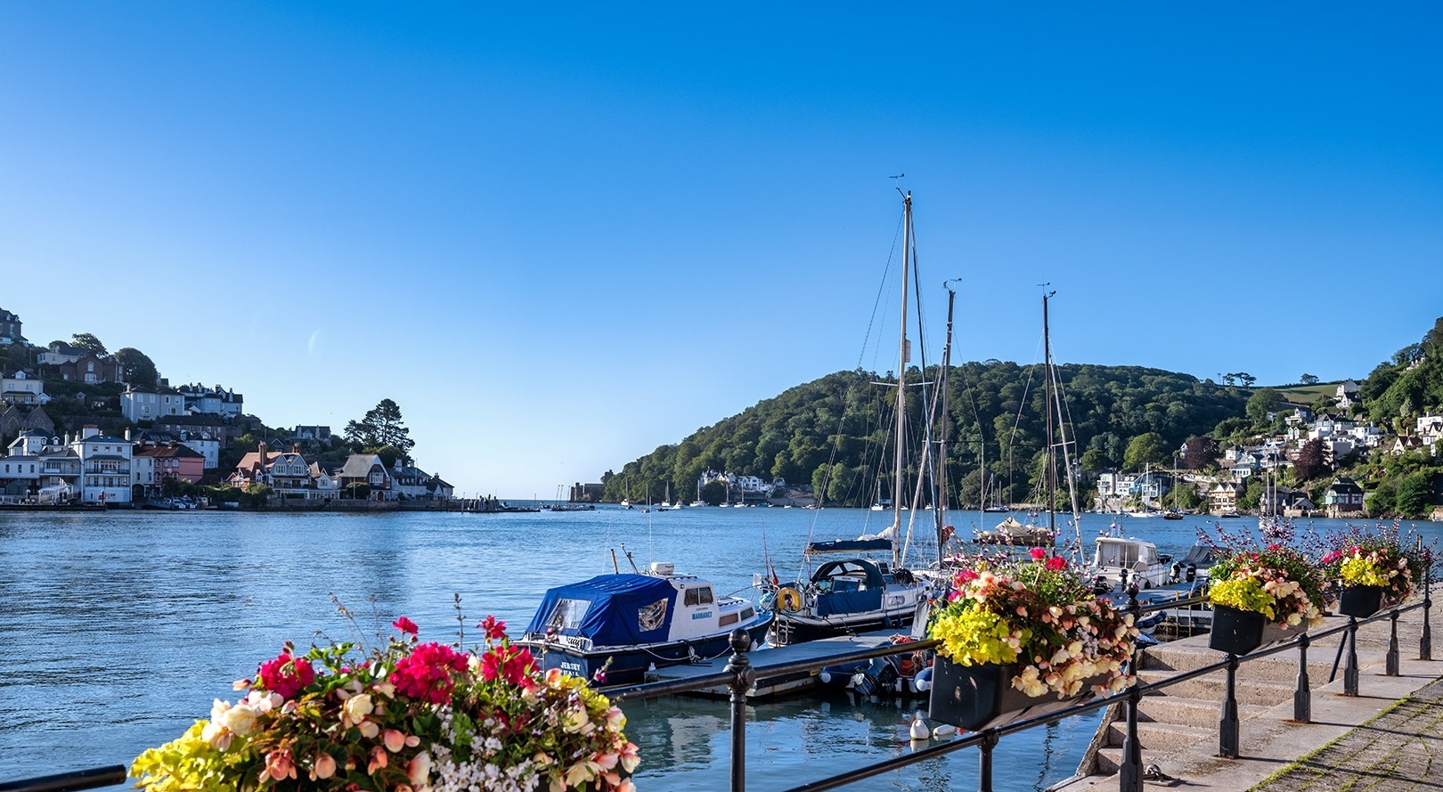 Nautical bolt hole in Dartmouth - Bosun's Call holiday home Devon