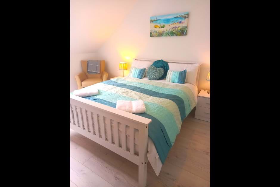 Details - Beach House- Amazing Location